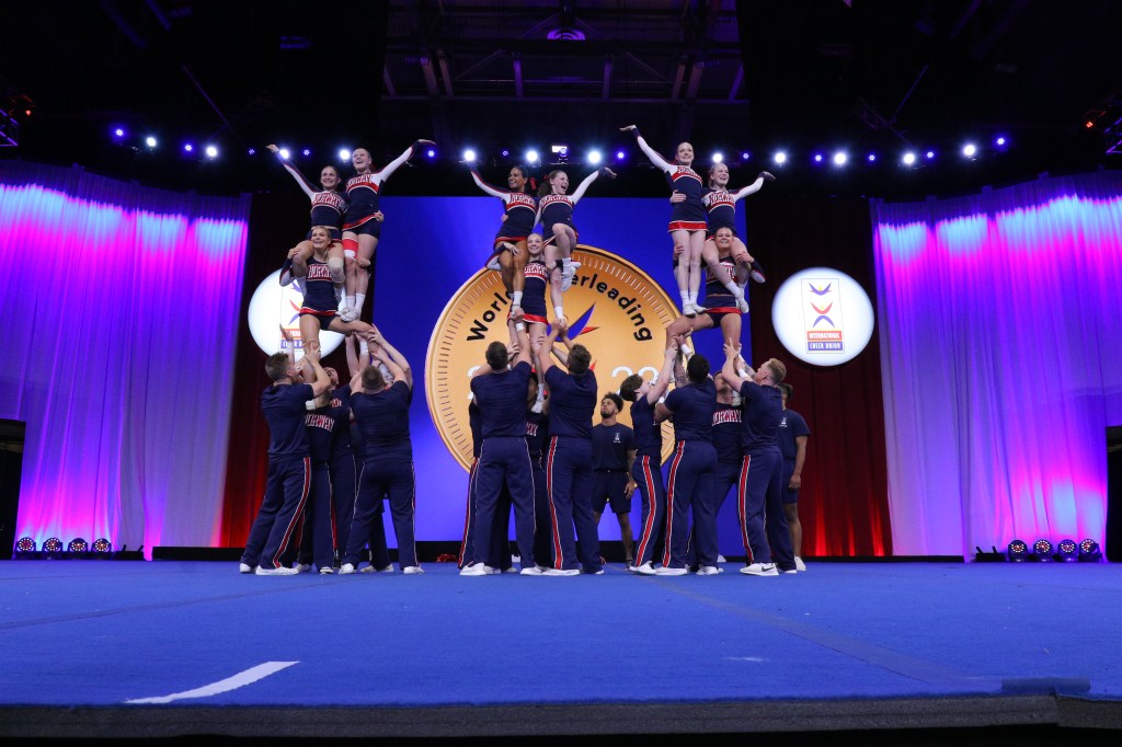 Norwegian Cheer Summit